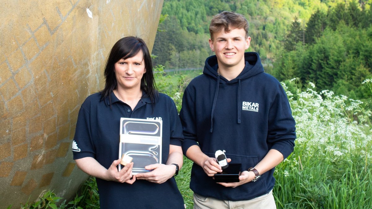 2 von 3 Hauptgewinnen für BIKAR | BIKAR